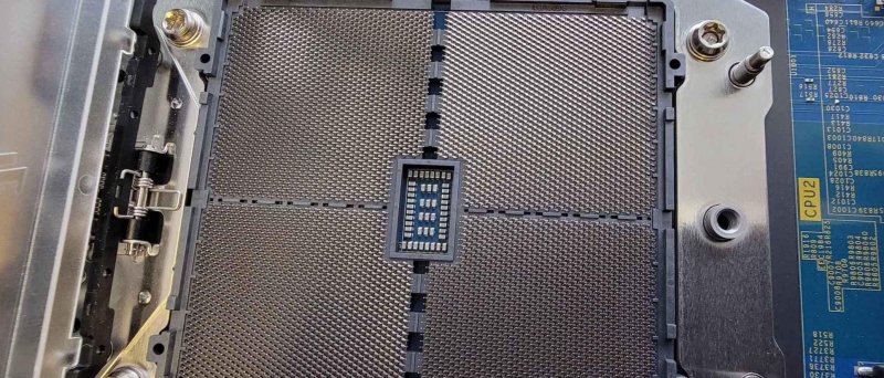 Socket SP5 vyfocen: rozměry jako čtyři sockety AM4 | Diit.cz